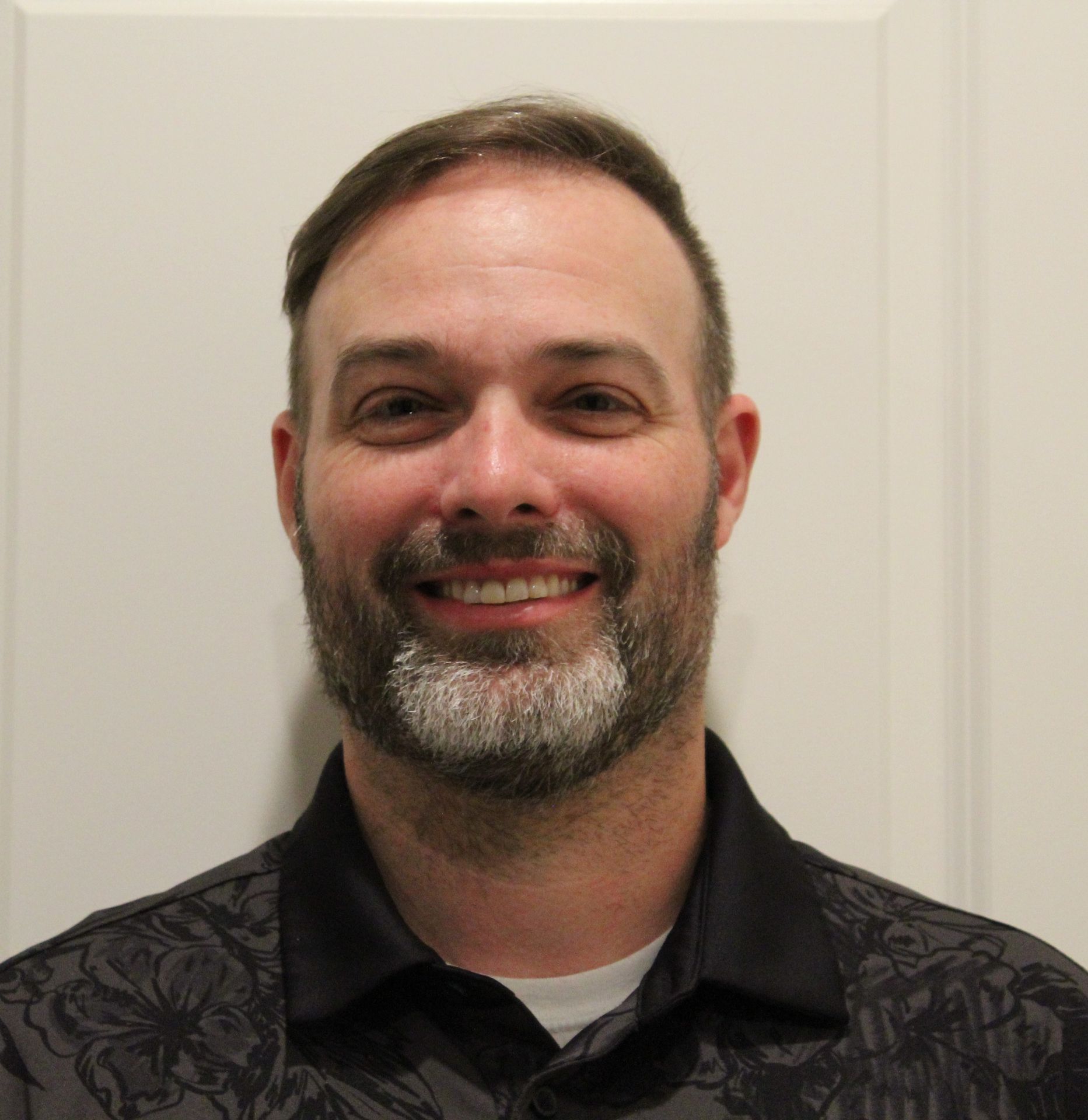 About Us | Lippert International Inc